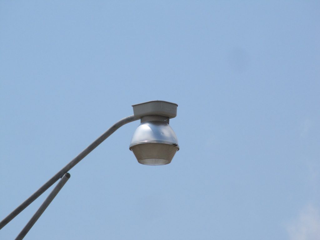 The Overhead Streetlights of the Local Streets Part 2: Clamshells and ...