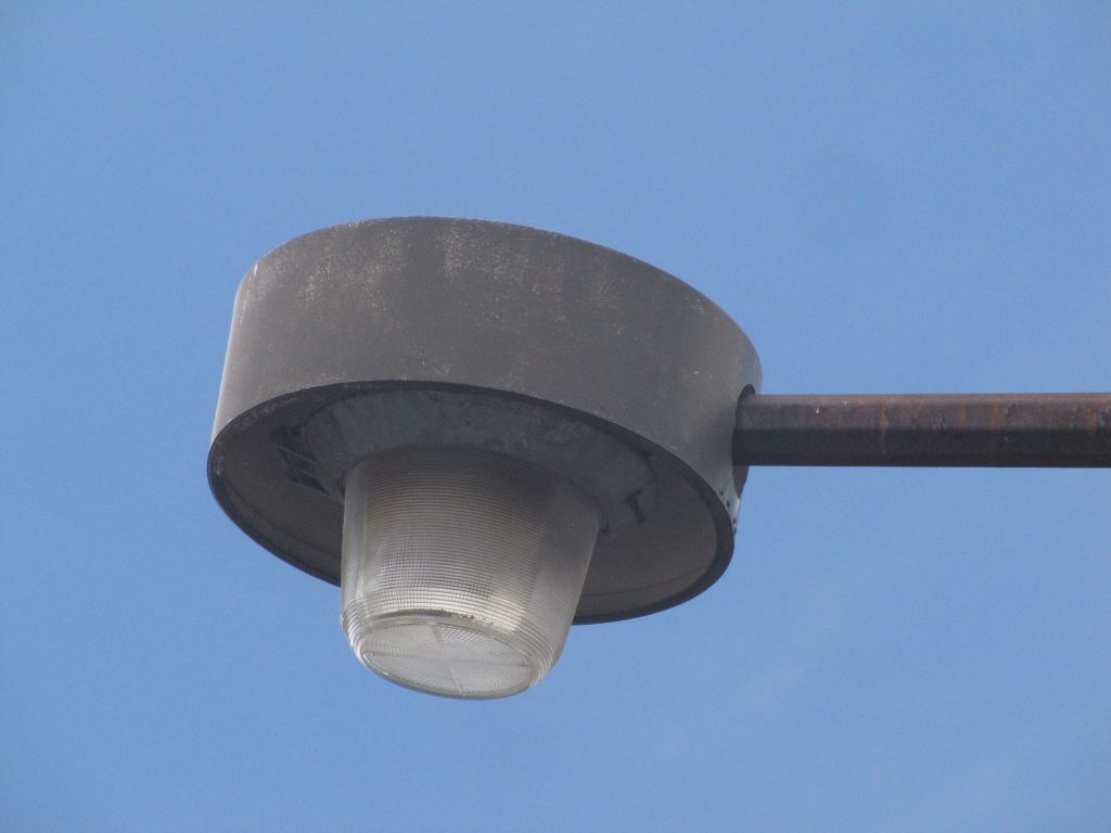 The Overhead Streetlights of the Local Streets Part 2: Clamshells and ...