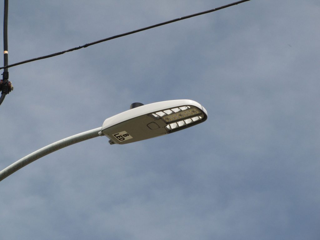 The LED Streetlights Are Here - Streets.mn