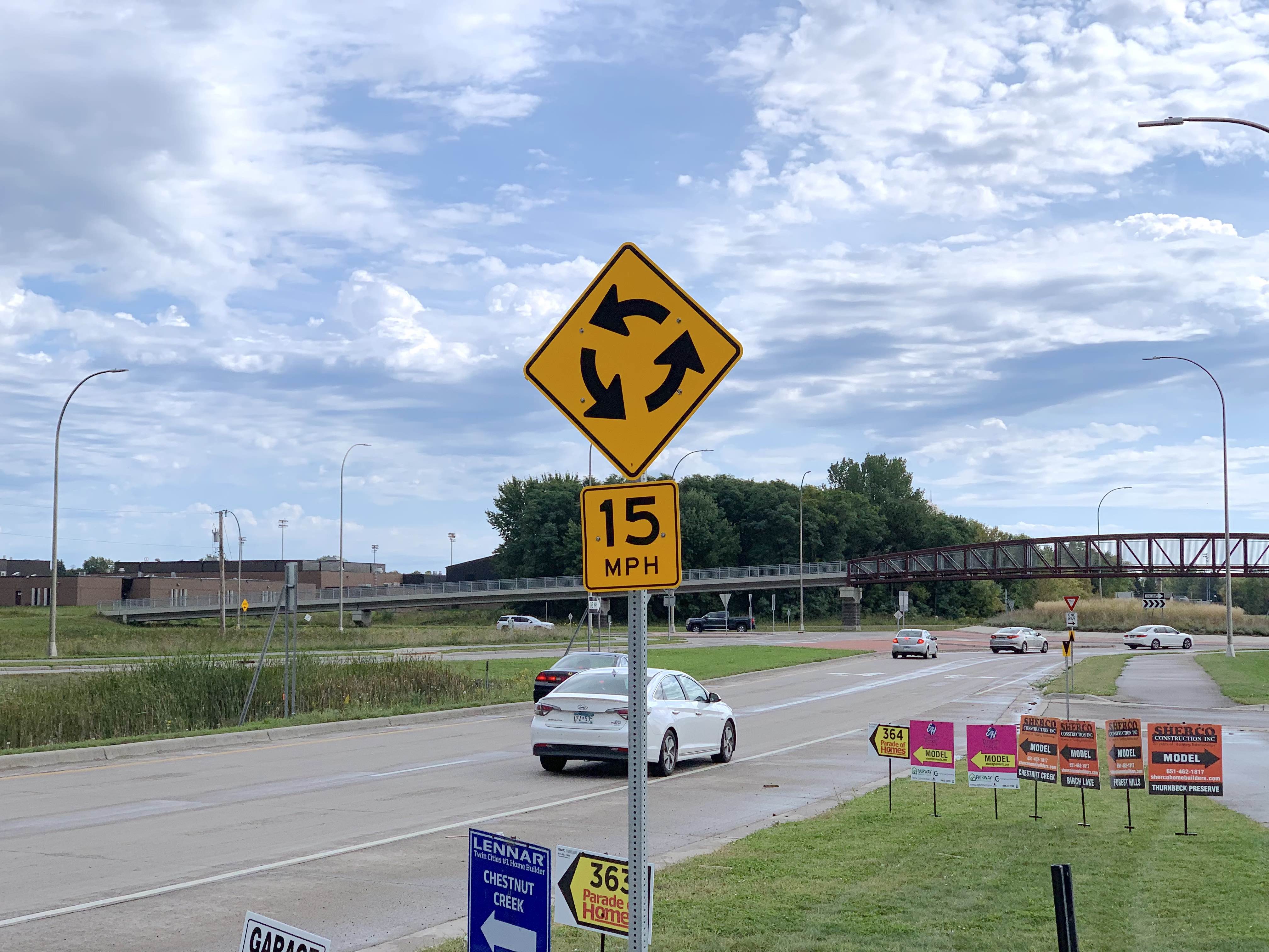 Meet a Roundabout: U.S. 61 in Forest Lake - Streets.mn
