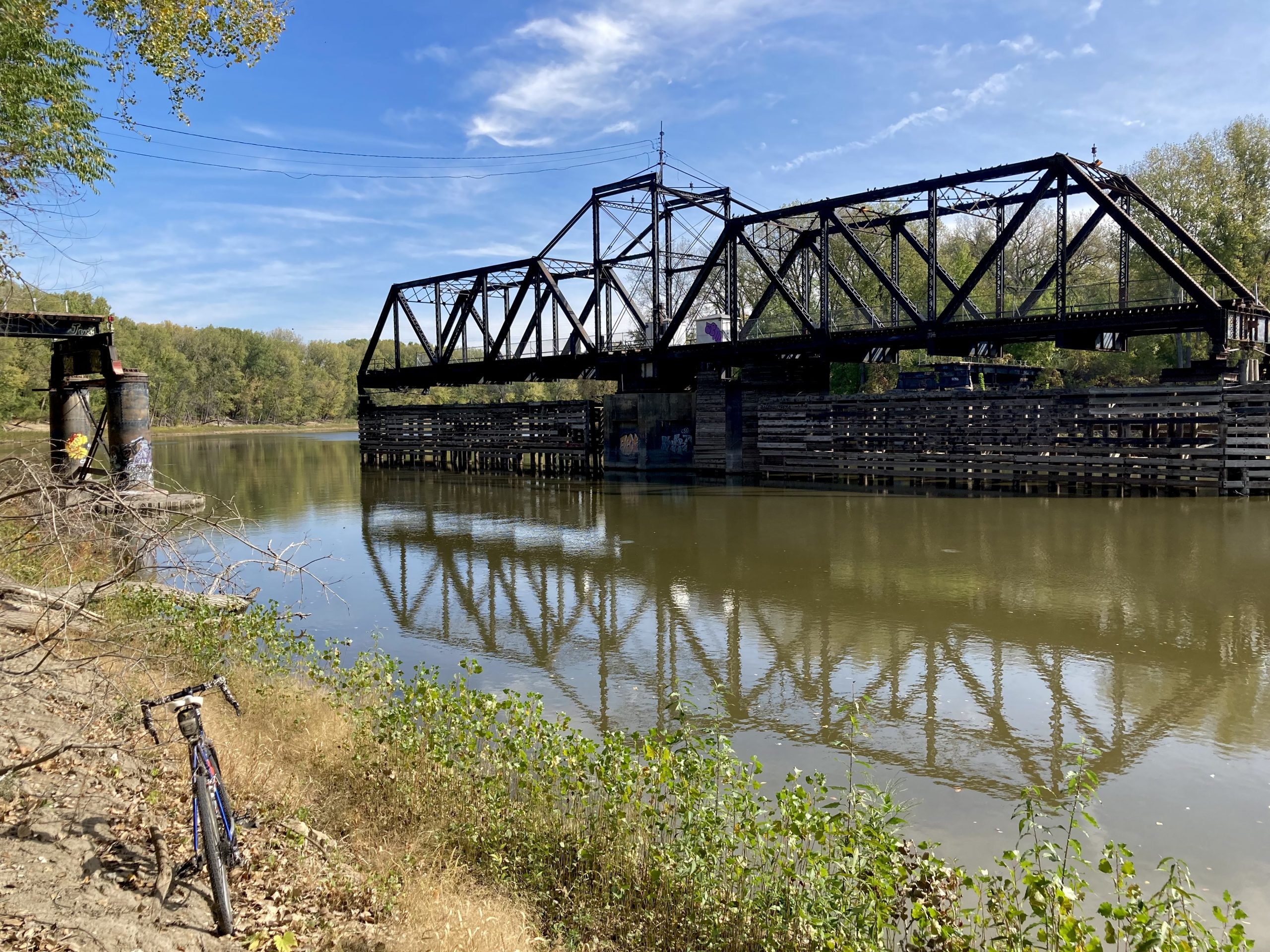 A Bicycle Tour of Twin Cities Lift and Swing Bridges - Streets.mn