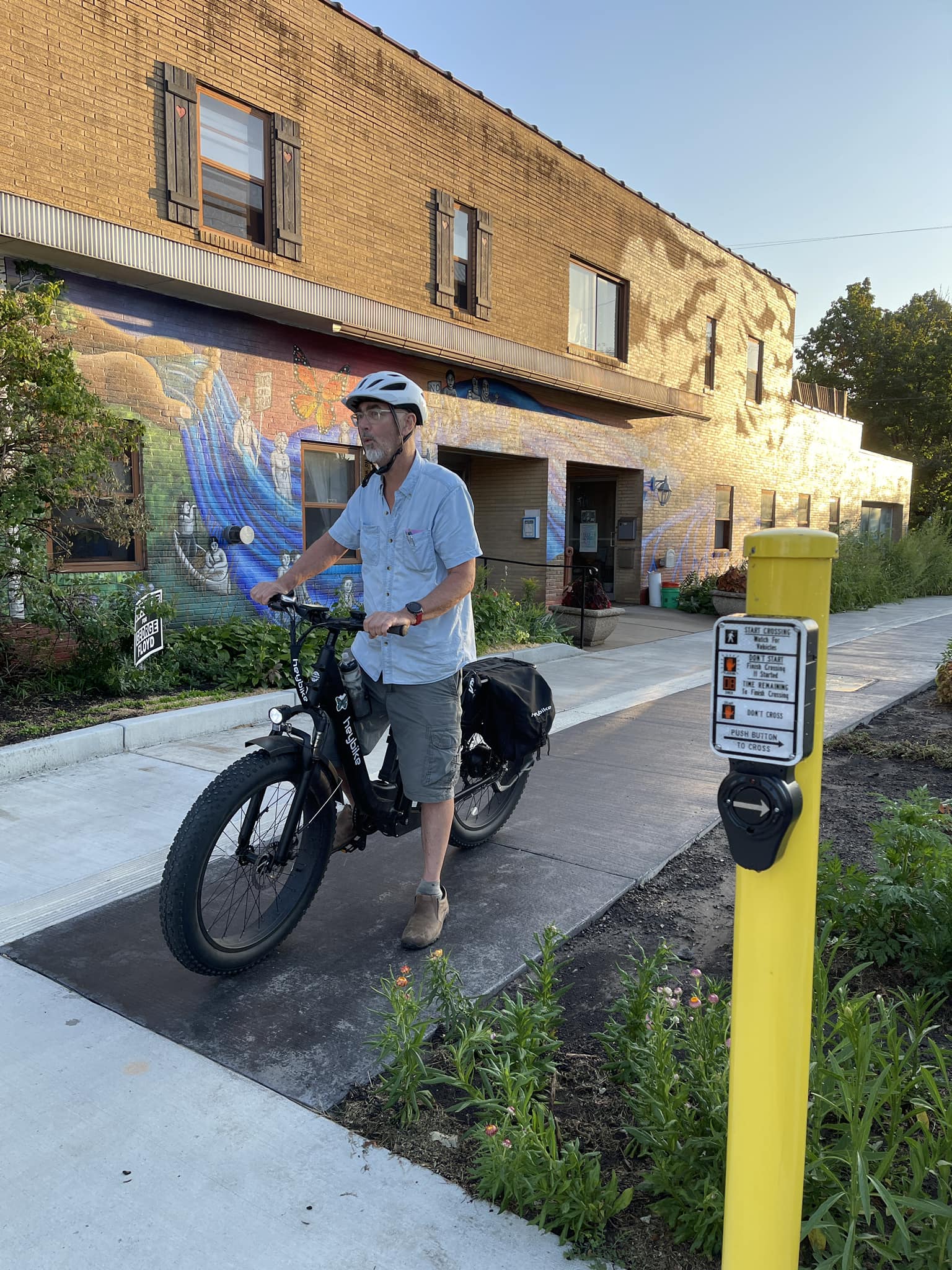 Bring Bike Love to 42nd and Cedar - Streets.mn