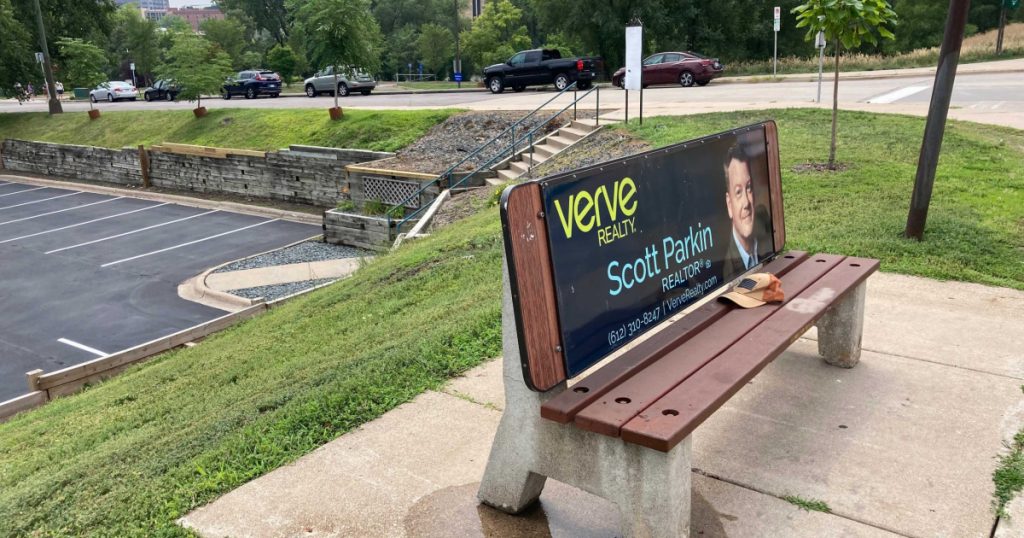 Let's (St)roll There — A Visit to Nicollet Island by Bus - Streets.mn
