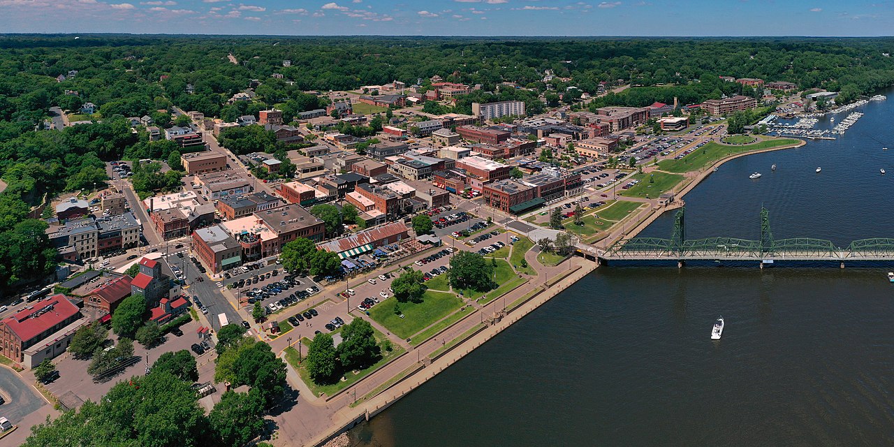 Walking the Historic Stairs of Stillwater - Streets.mn