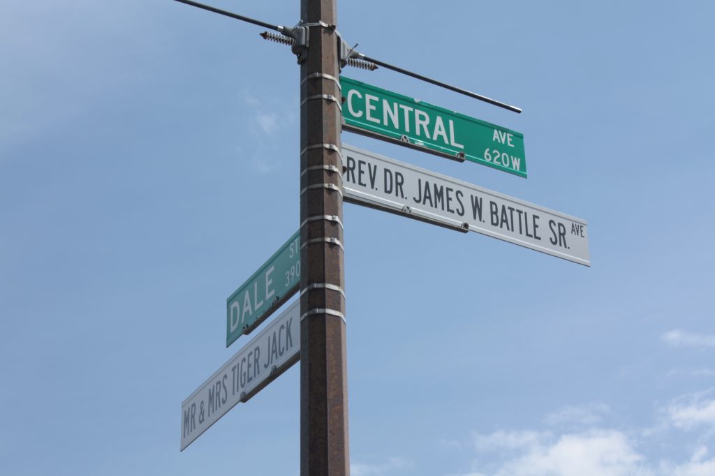 A Far-Too-Deep Gander at Street Name Signs - Streets.mn