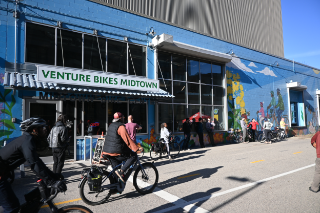 A City Nerd Bike Party (and Latent Support for Urbanism) - Streets.mn