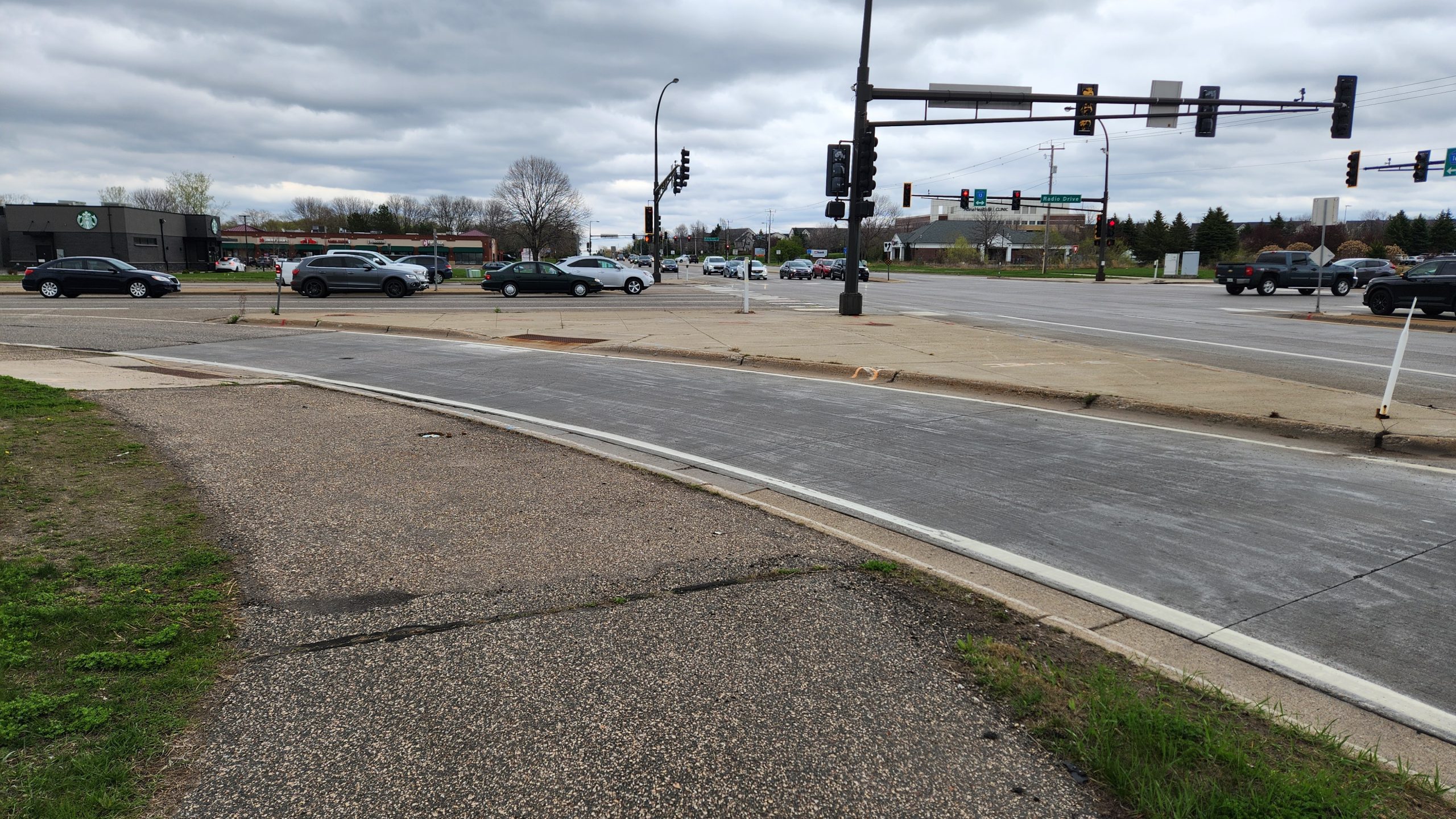 How Can We Shape the Suburbs for Cycling? - Streets.mn